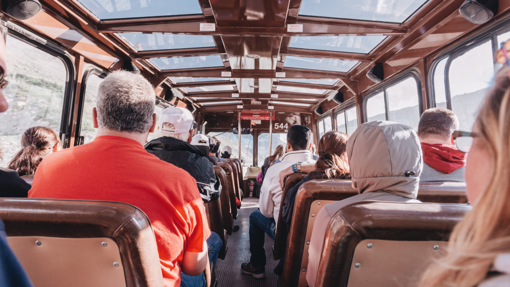 Group Tours Management: Ultimate Software - Nezasa